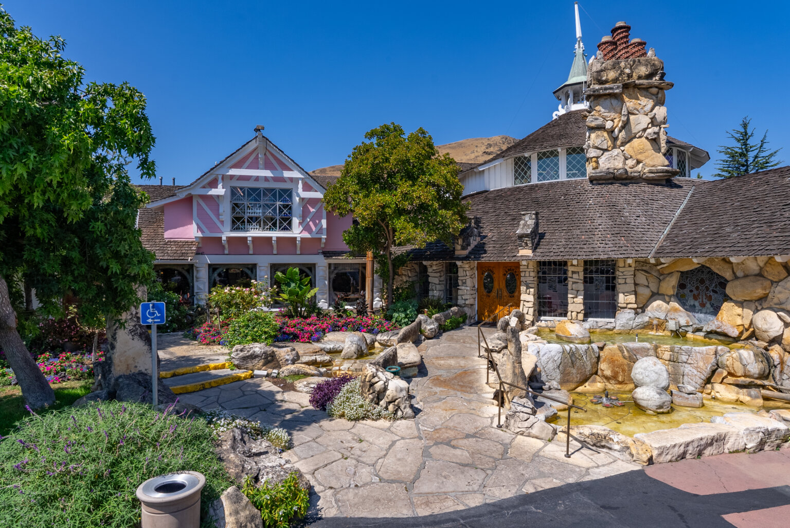 Madonna Inn | Stay at the Madonna Inn | Visit SLO